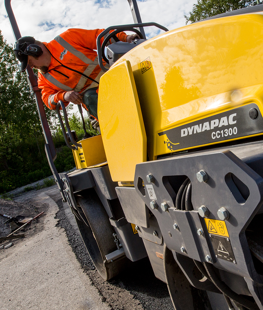 Rodillo Tándem Dynapac CC1300 - Grupema
